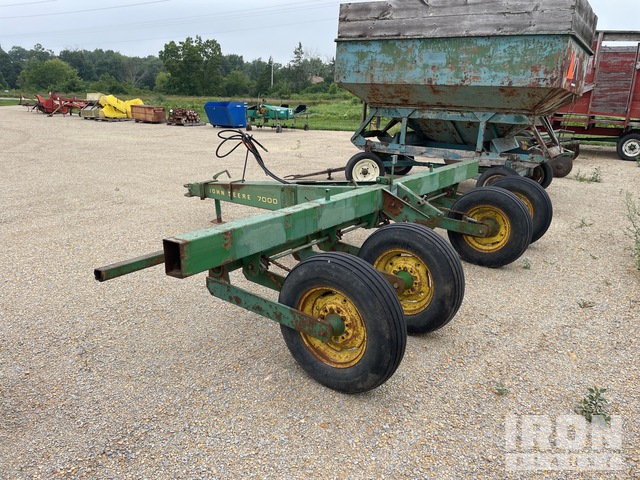 John Deere 7000 Tow-Behind Planter in Brodhead, Wisconsin, United ...