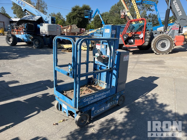 2014 Genie GRC-12 Electric Vertical Mast Lift in Rio Linda, California ...