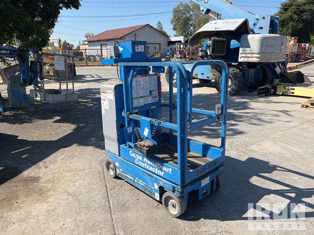 2014 Genie GRC-12 Electric Vertical Mast Lift in Rio Linda, California ...