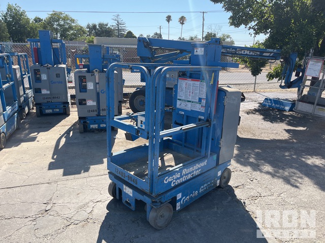 2014 Genie GRC-12 Electric Vertical Mast Lift in Rio Linda, California ...
