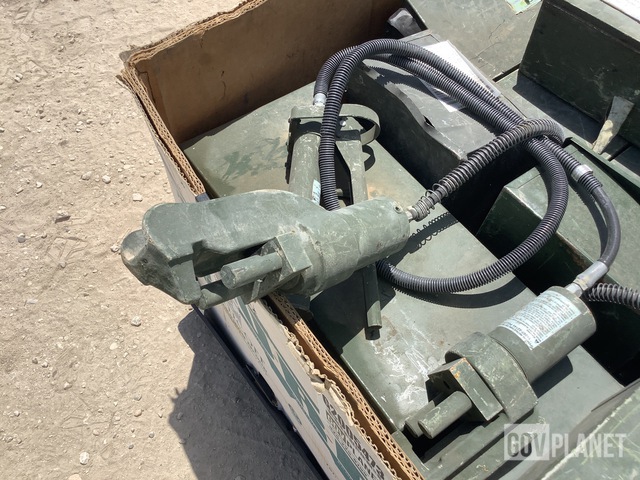 Surplus (29) Hydraulic Puller & Pump End Connectors in Lytle, Texas ...