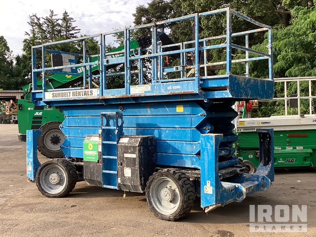 2014 Genie GS5390RT Diesel Scissor Lift in Islip, New York, United ...
