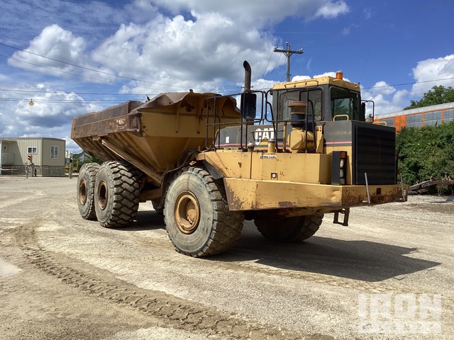 1999 Cat D400E Articulated Dump Truck in North Bend, Ohio, United ...
