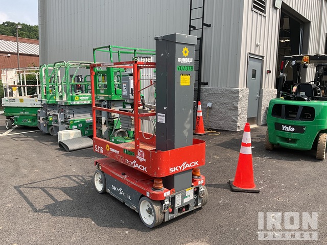 2015 Skyjack SJ16 Electric Vertical Mast Lift in McLean, Virginia ...