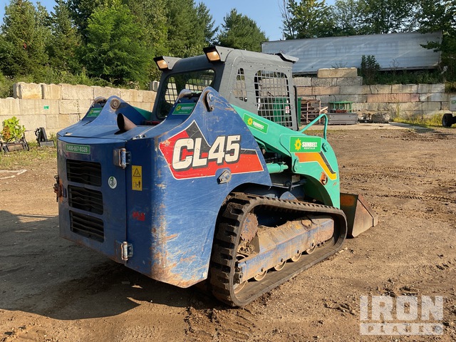 2017 Kato CL-45 Compact Track Loader in Mount Vernon, Ohio, United ...