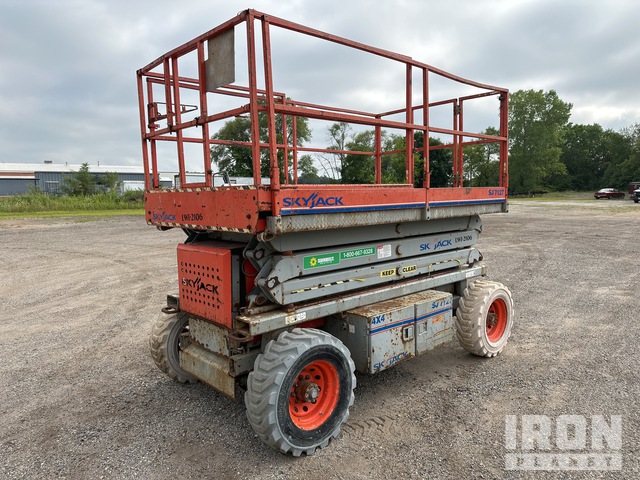 2007 Skyjack SJ7127 Dual Fuel 4x4 Scissor Lift in Rockford, Illinois ...