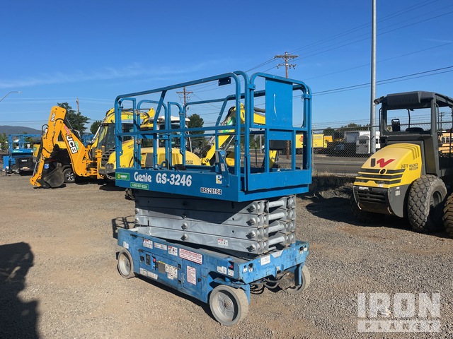 2014 Genie GS-3246 Electric Scissor Lift in Medford, Oregon, United ...