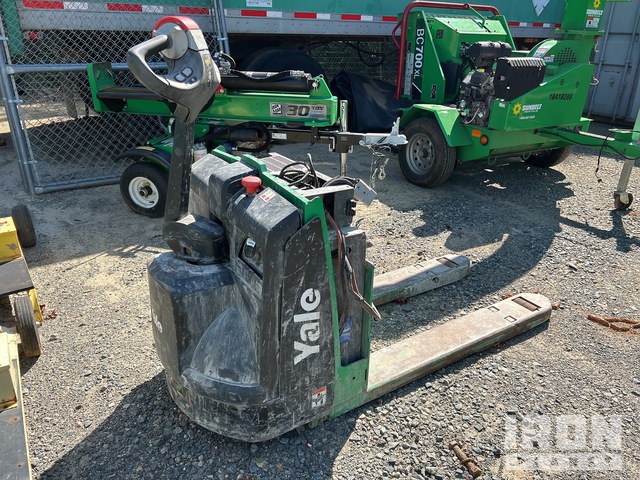 2018 Yale MPB045VG 4510 lb Electric Pallet Jack (Inoperable) in ...