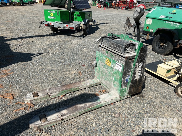 2018 Yale MPB045VG 4510 lb Electric Pallet Jack (Inoperable) in ...