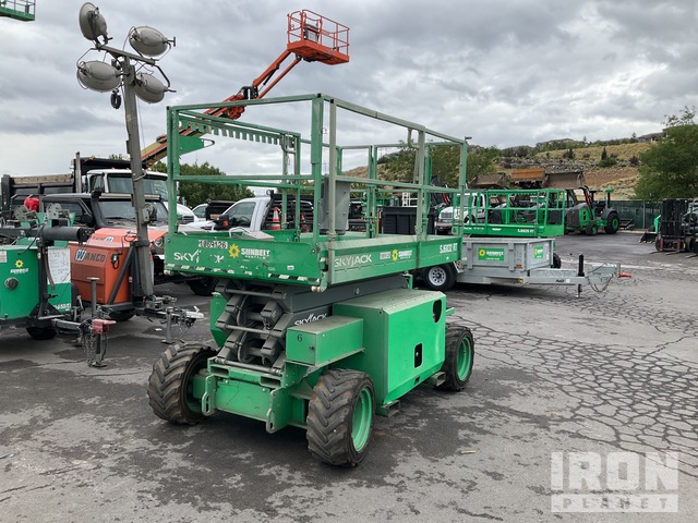 2017 Skyjack SJ6832RT Dual Fuel 4x4 Scissor Lift in Reno, Nevada ...