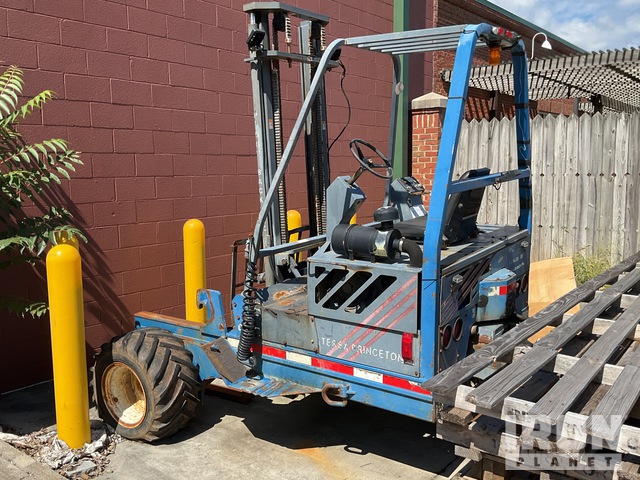 2000 Teledyne Princeton D50 5000 lb Truck Mounted Forklift in Hardy ...