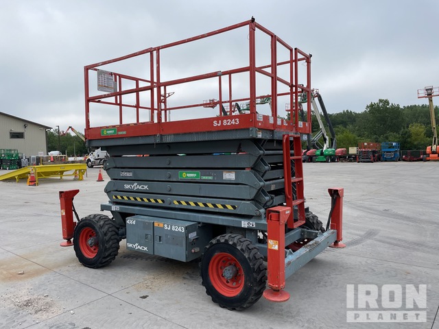 2008 Skyjack SJ8243 Diesel 4x4 Scissor Lift in Joliet, Illinois, United ...