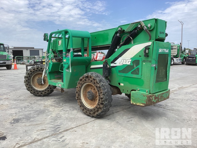 2013 SkyTrak 8042 Telehandler in Plano, Texas, United States ...