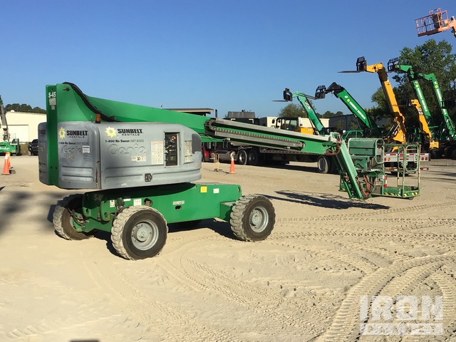 2014 Genie S45 4WD Diesel Telescopic Boom Lift in Flowood, Mississippi ...