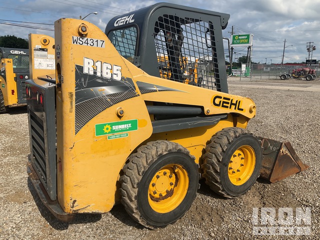 2015 Gehl R165 Skid Steer Loader in Chillicothe, Ohio, United States ...