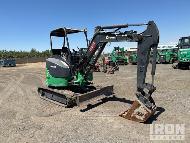 2014 John Deere 27D Mini Excavator in Fowler, California, United States ...