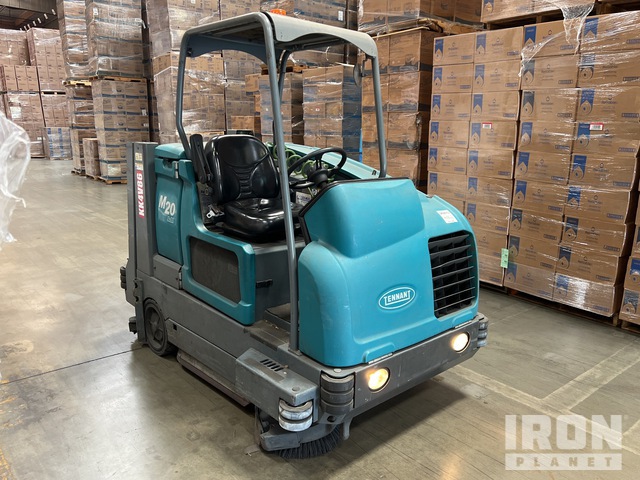 Tennant M20 Ride-On Floor Sweeper in Downey, California, United States ...