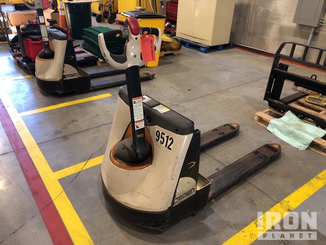 2019 Crown WP3045-45 Electric Pallet Jack in Stow, Ohio, United States ...