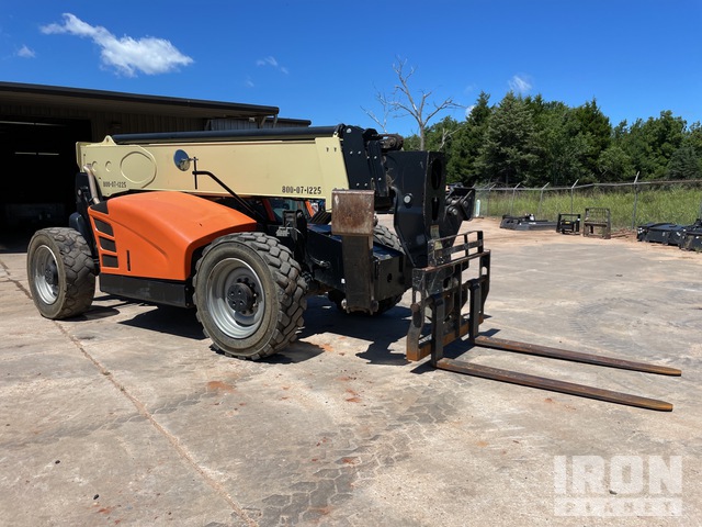 2015 JLG 1055 Telehandler in SHAWNEE, Oklahoma, United States ...