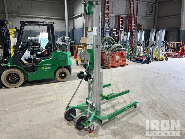 2016 Genie SLC-12 Material Hoist in MOUNT PROSPECT, Illinois, United ...