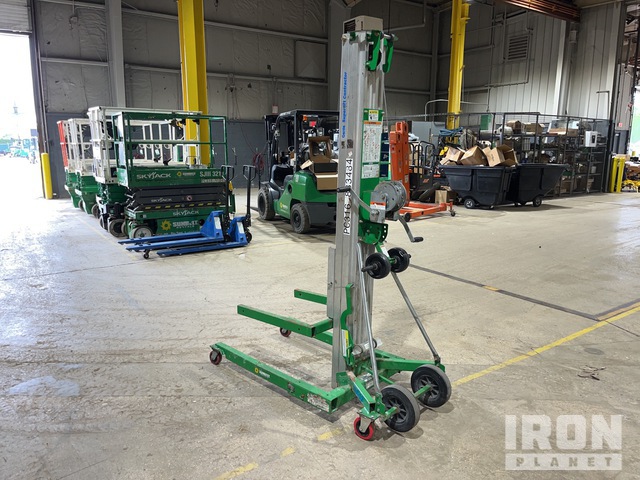 2016 Genie SLC-12 Material Hoist in MOUNT PROSPECT, Illinois, United ...