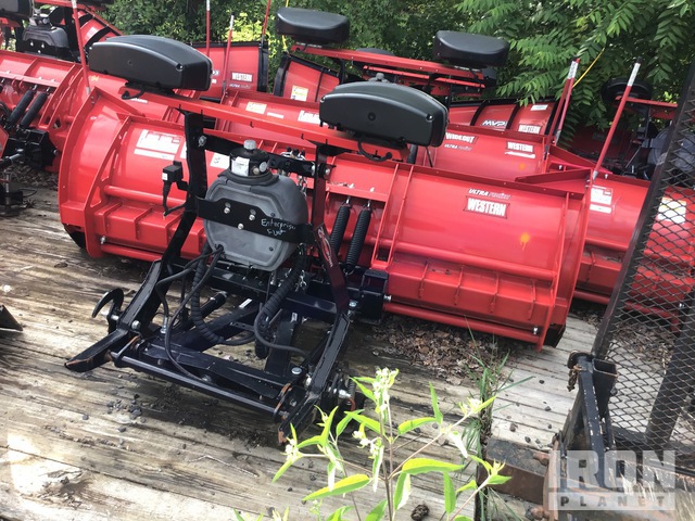 Western Wideout Ultra Finish 8 ft-10 ft Snow Plow in Warrington ...