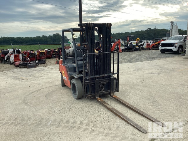 2015 Toyota 8FGU25 4000 lb Pneumatic Tire Forklift in Winterville ...