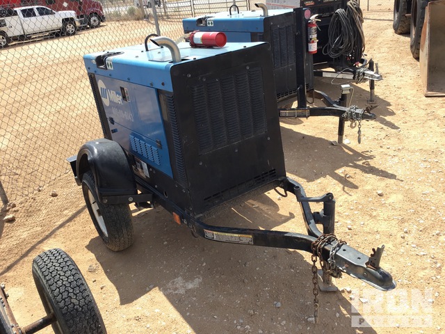 2016 (unverified) Miller Big Blue 400 Pro Mobile Engine Driven Welder ...