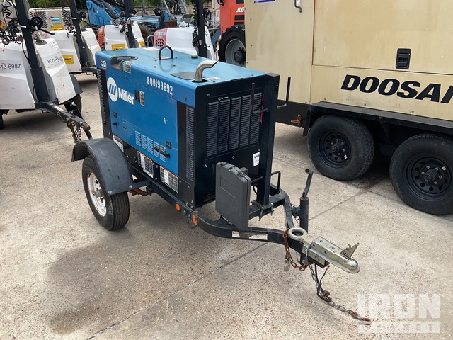 2017 Miller Big Blue 400 Pro Mobile Multi-Process Engine Driven Welder in Kenner, Louisiana ...