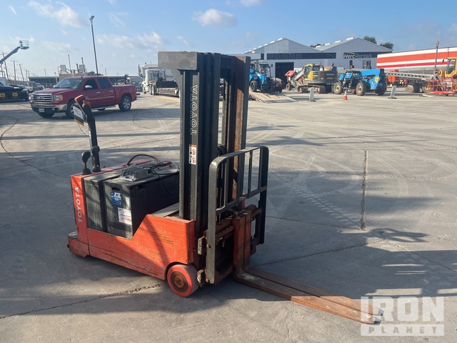2018 Toyota 6BWC15 2750 lb Electric Stacker in Dallas, Texas, United ...