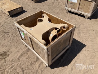 Surplus Navistar Defense 3870335C1 Axle Assembly Housing Section in ...
