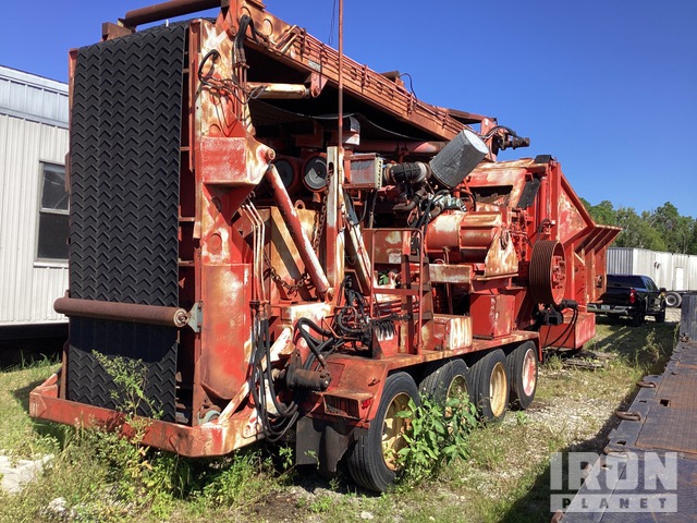 Morbark Wood Hog 7600 Horizontal Grinder in Fort Myers, Florida, United ...