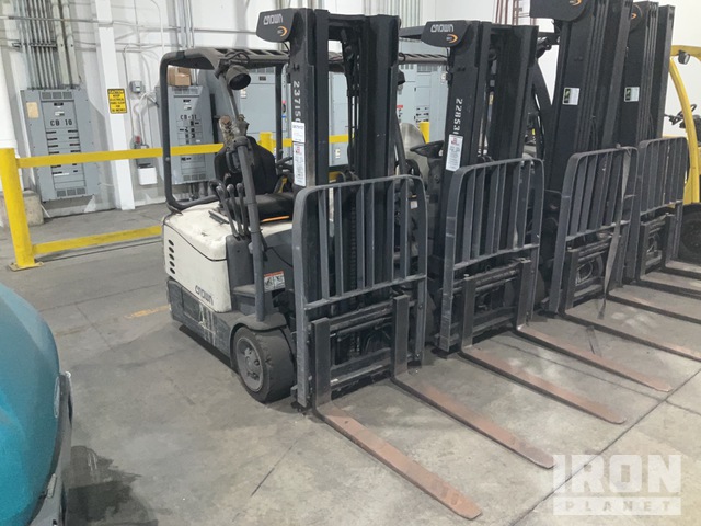 2014 Crown SC5225-30 Electric Forklift in Swedesboro, New Jersey ...