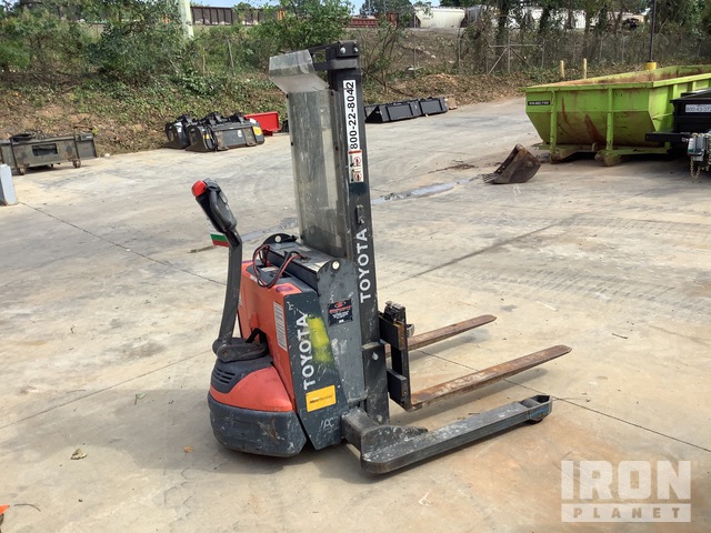2018 (unverified) Toyota 8BWS13 2500 lb Electric Stacker in Raleigh ...