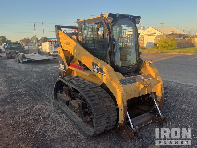 2005 Cat 252B Skid Steer Loader in Dumas, Texas, United States ...