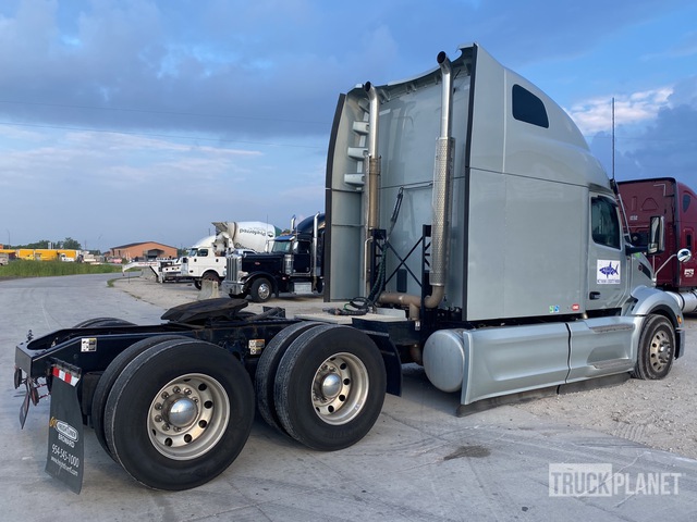 2023 Peterbilt 579 6x4 T/A Sleeper Truck Tractor in Dundee, Florida ...