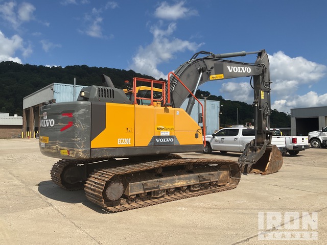 2018 Volvo EC220EL Tracked Excavator in South Charleston, West Virginia ...