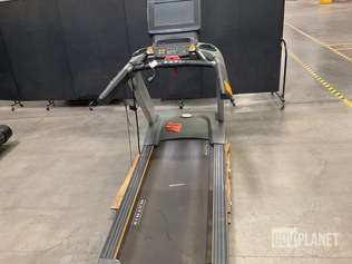 Surplus Matrix T-7XERFG-05-C Ultimate Deck Treadmill in North Las Vegas ...