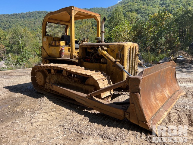 1974 International Harvester TD15C PS Crawler Dozer in Burnsville ...
