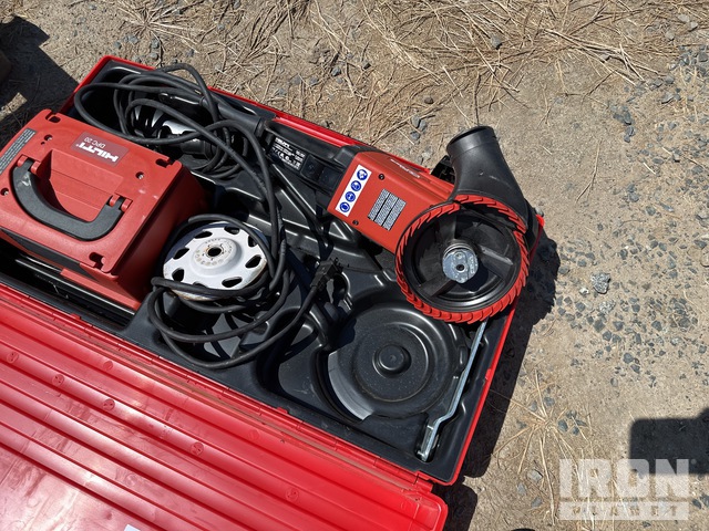 Hilti DG150 Electric Concrete Grinder in Tipton, California, United ...