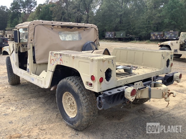 Surplus 2007 AM General M1097A2 HMMWV 2 Door Soft Top w/Truck Body in ...