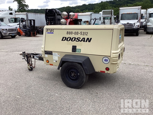 2014 Doosan P185 185 cfm Mobile Air Compressor in North Franklin ...