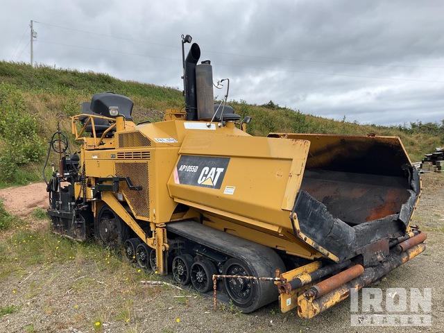 2009 Cat AP-1055D Track Asphalt Paver in Forteau, Newfoundland and ...