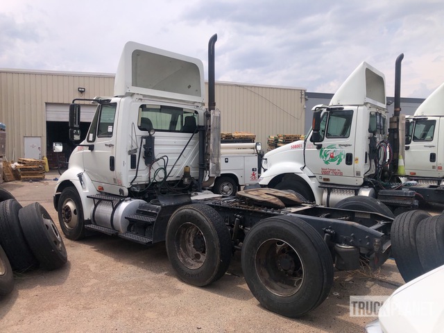 2008 International 8600 6x4 T/A Day Cab Truck Tractor (Inoperable) in ...