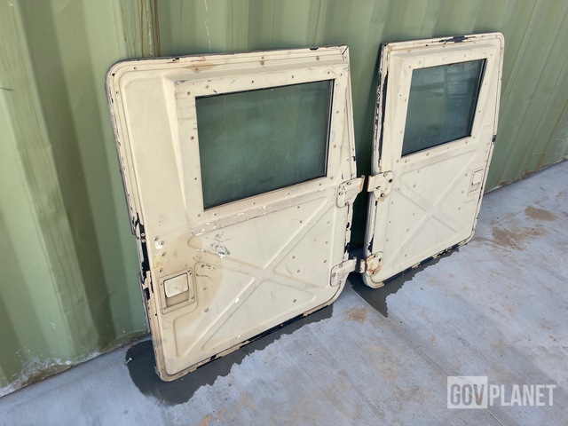 Surplus Set of (2) HMMWV Humvee Doors in Yermo, California, United ...