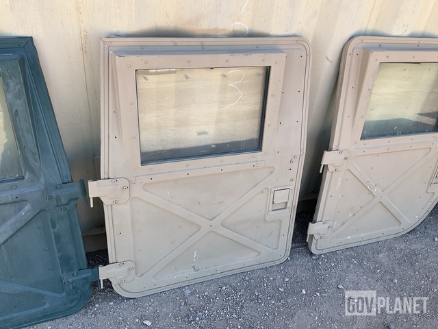Surplus (4) HMMWV Humvee Doors in Yermo, California, United States ...