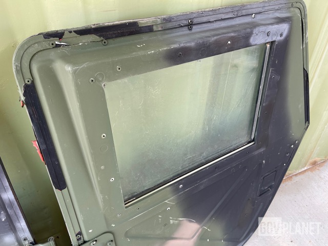 Surplus (4) HMMWV Humvee Doors in Yermo, California, United States ...