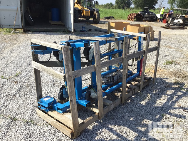 2019 Genie Super Straddle Aerial Platform in Columbus, Mississippi ...