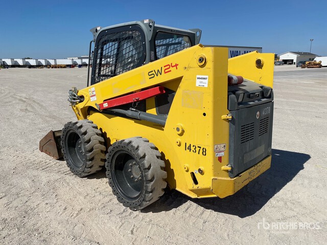 Wacker Neuson ST35 Compact Track Loader in Odessa, Missouri, United ...