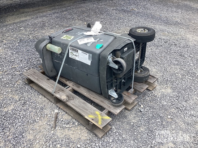 Surplus Robinair CoolTech 700 Refrigerant Recovery Recycling ...